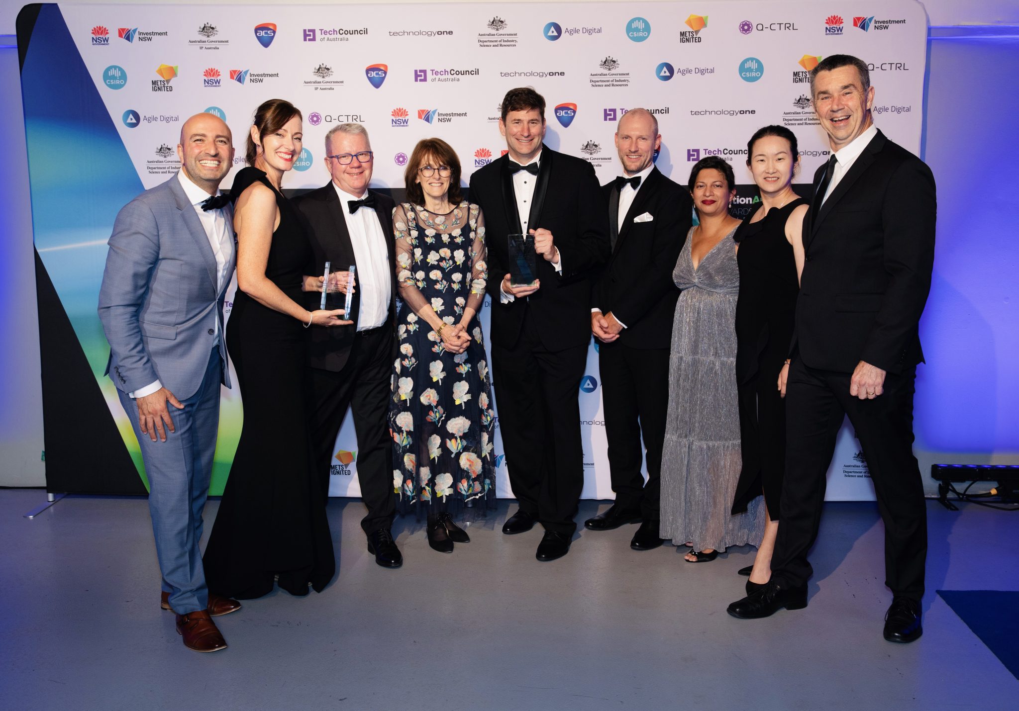 BLUGLASS WINS AUSTRALIAN HERO AT INNOVATIONAUS AWARDS – Bluglass